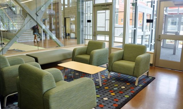 How to Smarten Up Your Visitor Reception Area – Dot Environment